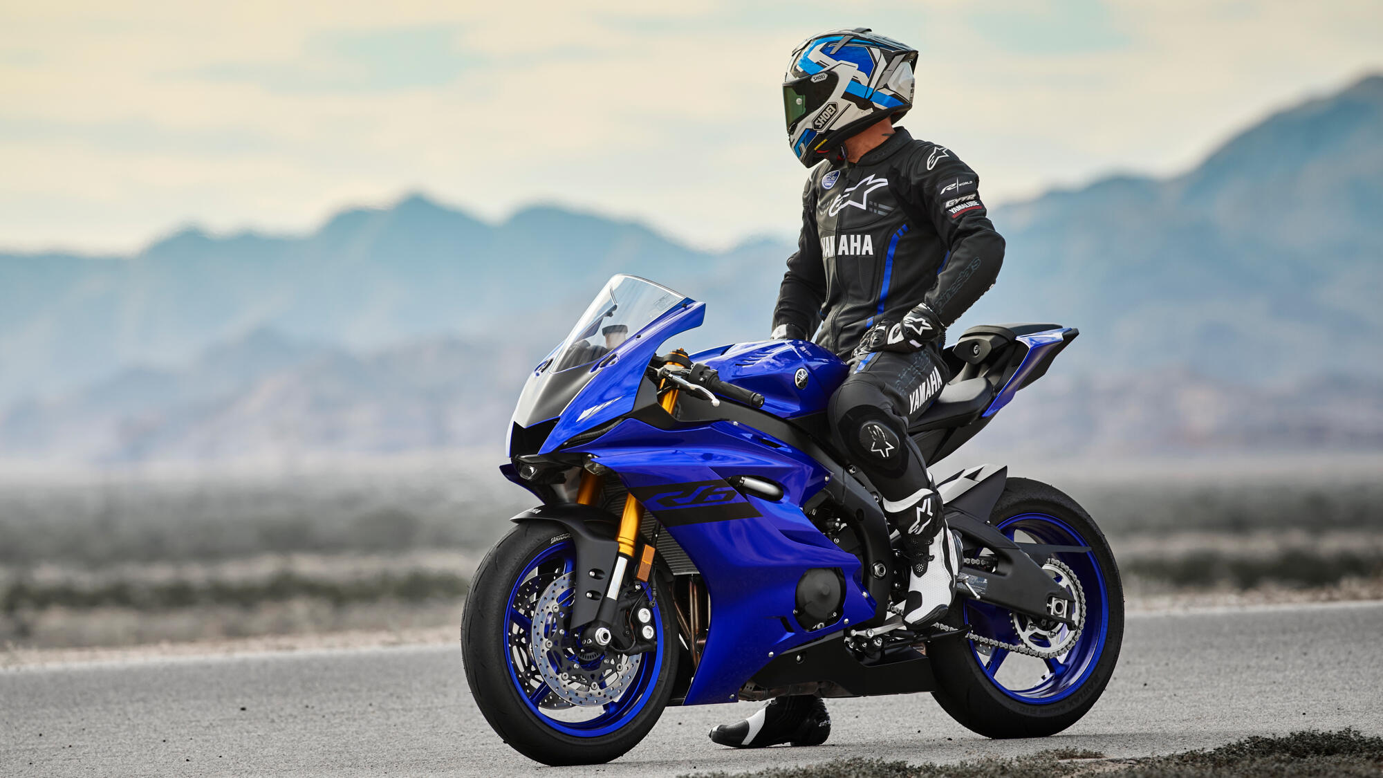 Yamaha R6: The Ultimate Middleweight Racer for Track Enthusiasts
