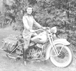 Women in Motorcycling: Breaking Barriers and Making History