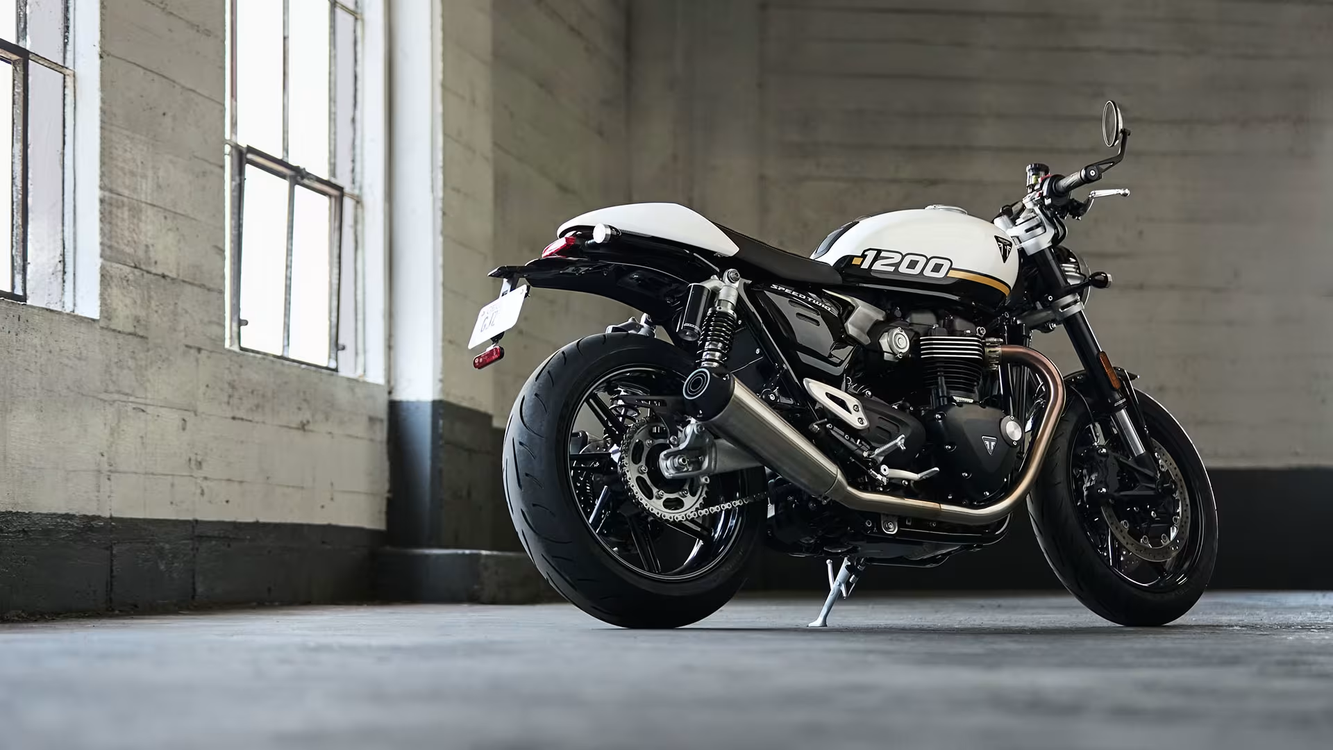 2025 Triumph Speed Twin 1200: First Ride and Key Updates | biker-us.com